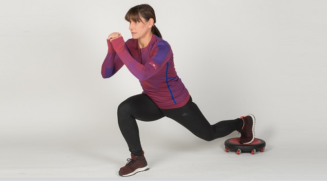 Reverse lunge with FreeformBoard (FFB) - AthensTrainers®