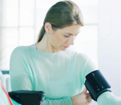 Omron Evolv wireless blood pressure monitor - AthensTrainers®