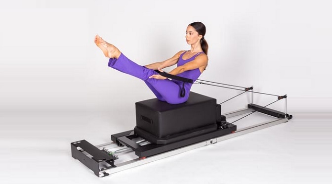 Pilates@home using a home reformer: teaser - AthensTrainers®